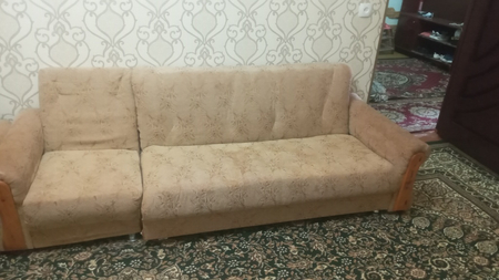 Отдам даром,  только срочно Диван и кресло.