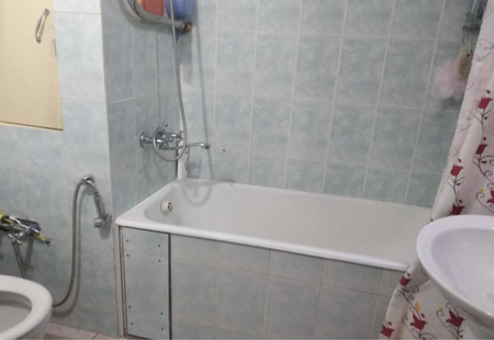Продается 2/4/4 ком квартира куйлюк массив 4