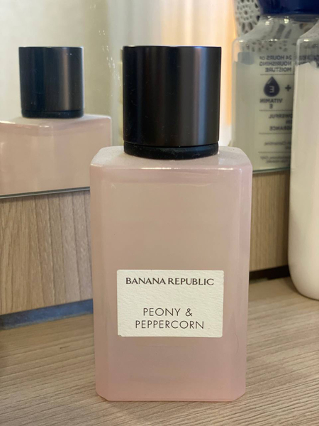 Духи Banana Republic - Peony & Peppercorn