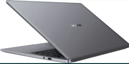 Продаю новый Ноутбук Honor MagicBook X 15