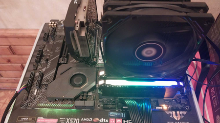 Процессор AMD Ryzen 7 3700X. Box из США. 8 Ядер, 16 Потоков. Сокет AM4