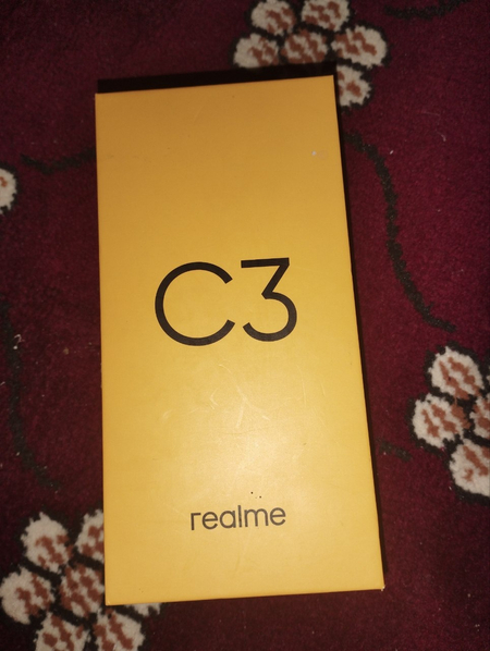 Telefon sotiladi realmi C3 xolati ideal  usta ko'rmagan xotira 64gb  n