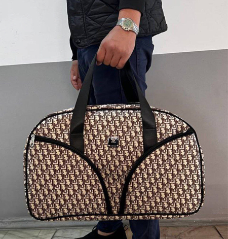Katta sumka 100.000