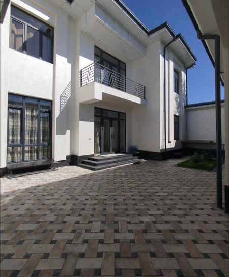 Продается дом в Юнусабадском районе