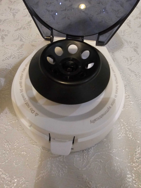 Мини центрифуга модель: CFG-Mini7M.