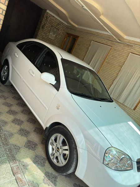 Ласетти-2008 в хорошом состояние