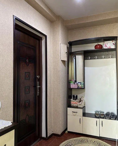 Яккасар. 77 серия 3хкомн квартира, кирпич, разделка