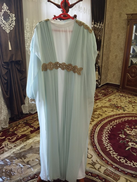Abaya yangi 48razmer