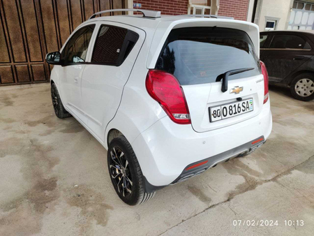 Chevrolet Spark sotiladi