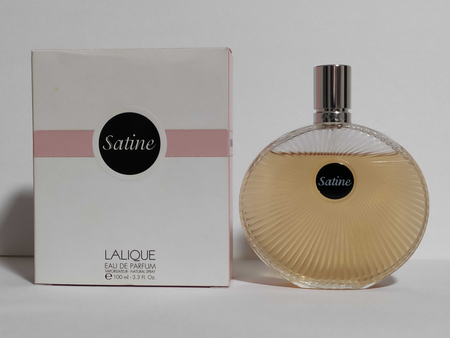 Satine Lalique, от 100 мл.