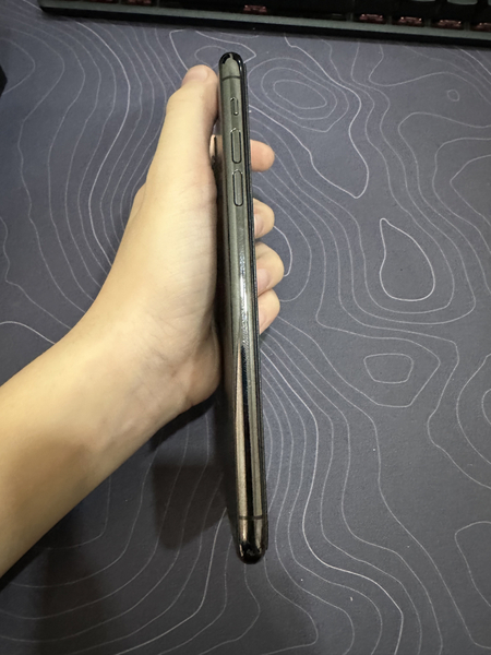 Продам IPhone 11 Pro Max