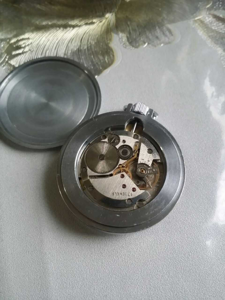 Продам карманные часы 