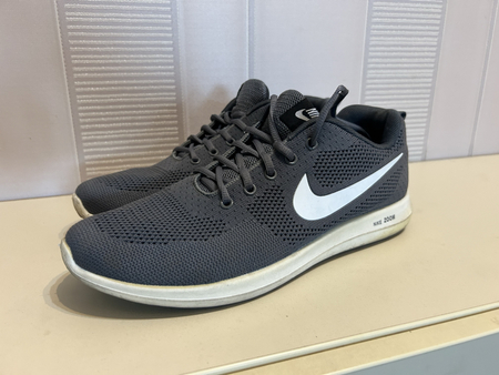 Nike кросовки перфорированные