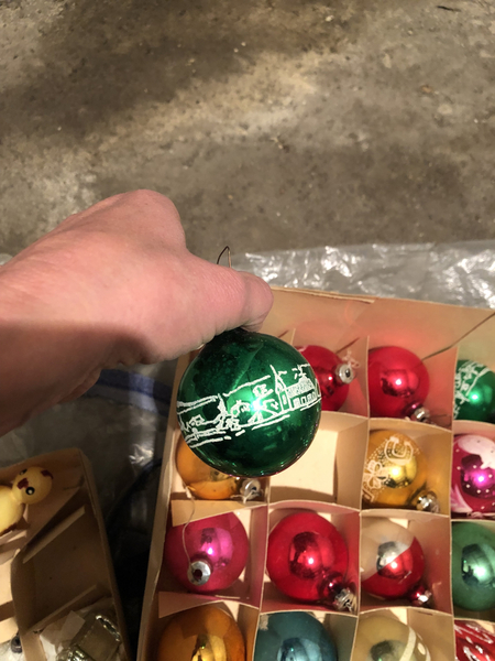 Продаю елочные игрушки советские
