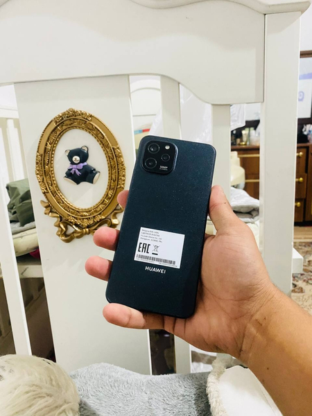 Huawei nova Y61 128гб 2024год новый