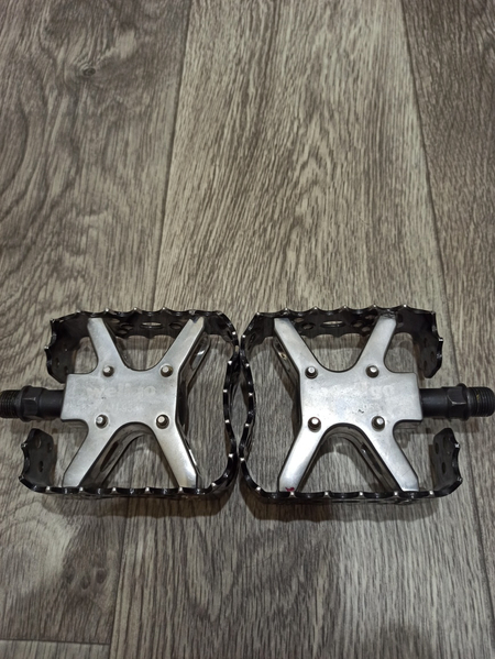 Продам педали для велосипеда  wellqo Lu-953.