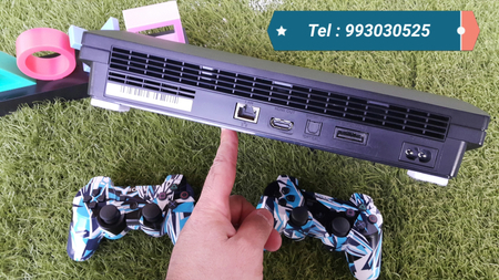 Playstation 3 Slim. + 2 ta Yengi Joystick. Bonus 25 GAMES.