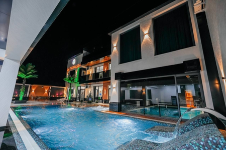 Super skitka  Dabi super villa