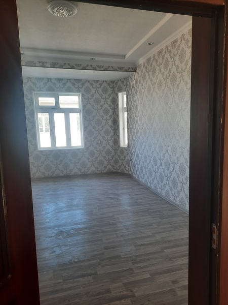 2 etajli xovli sotiladi yangi qurilgan gaz svet suv kanalizatsiya bor