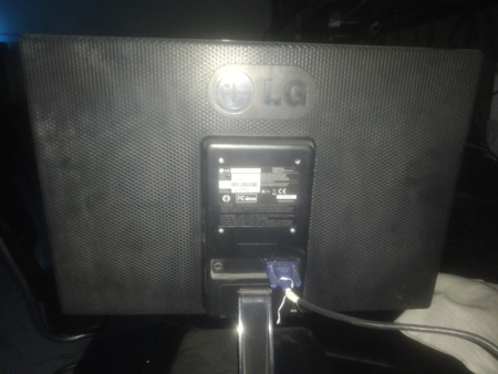 LG monitor sotiladi