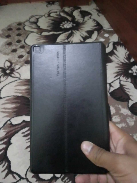 SAMSUNG TAB A planshet sotiladi. Holati ideal