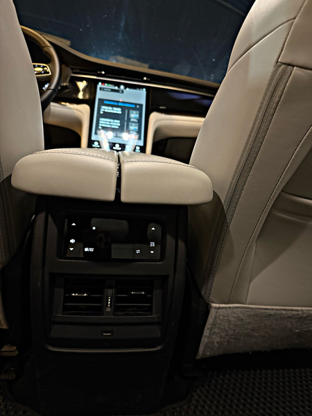 Nissan venucia 2020 yil Top toza
