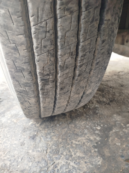 Man cla 16.220 mator shakman salyarkada balonlari  yaxshi xolatda