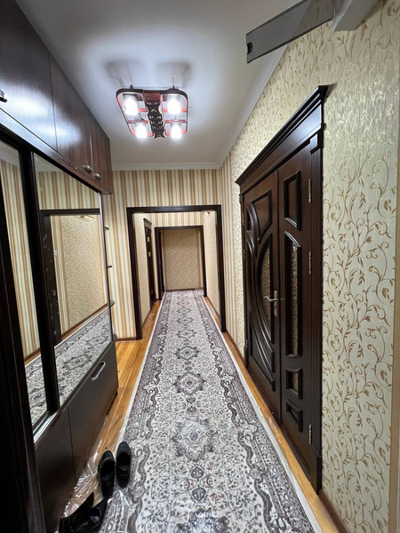 Юнусобод 14 кв. 5/4/5 срочно Продажа
