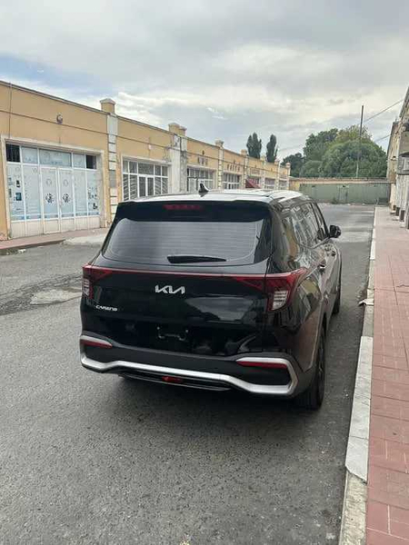 Kia Carens luxe muddatli tolov asosida yillik foiz 12%