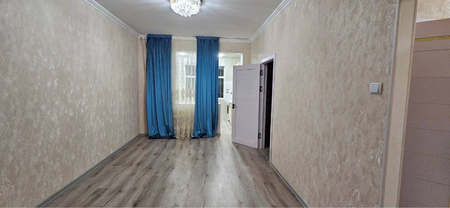 М.Улугбек тумани, Ялангоч дахаси 2в3/1/4, 50 м2 квартира сотилади