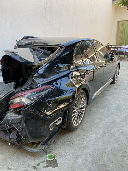 toyota camry hybrid 2023 yil