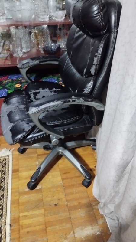 Продам кресло офисное