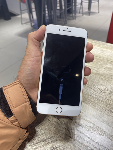 İphone 8 plus 64 gb