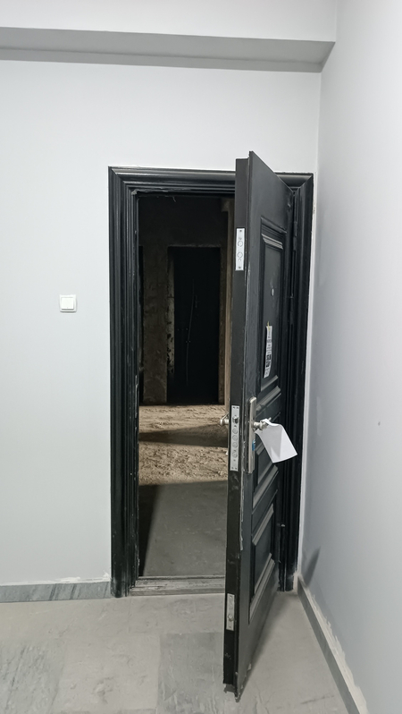 Продаёт новый квартира без маклера! Uy sotiladi !