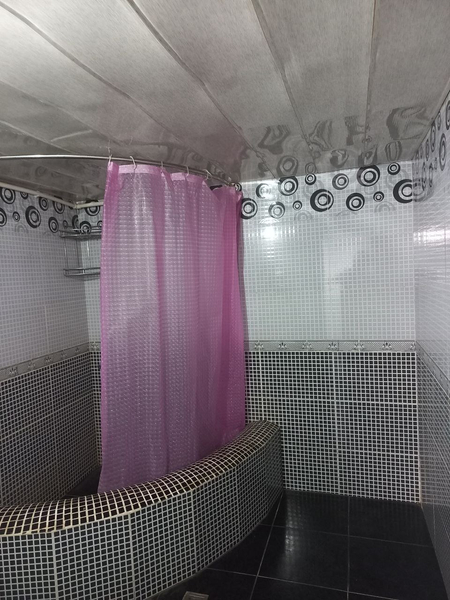 Zangi otada Xovli sotiladi