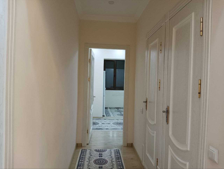 Срочно продается 2х комнатная на Юнусабаде 19 кв.(м999)