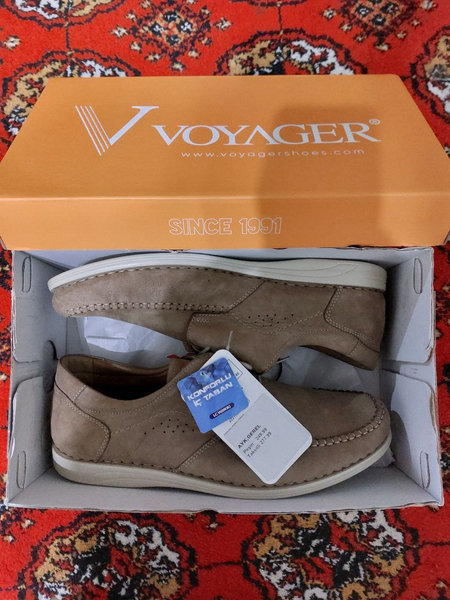 Made in turkey Xaqiqiy kojalik oyoq kiyim.      Razmeri 45.  Yangi tur