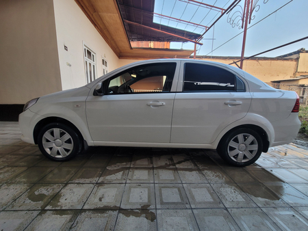 Chevrolet nexia 3