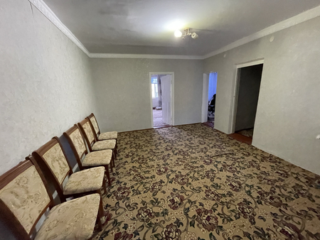 Muzrabot tuman markazida hovli joy