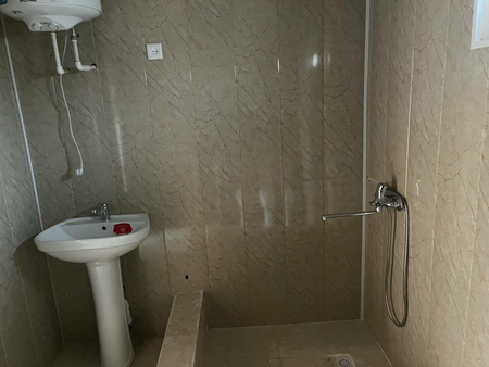 xovli uy sotiladi 65000$