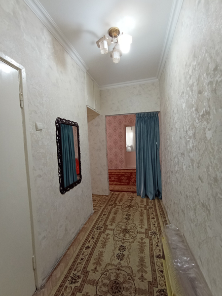 Срочно продаю 1 ком 1 этаж в сергели