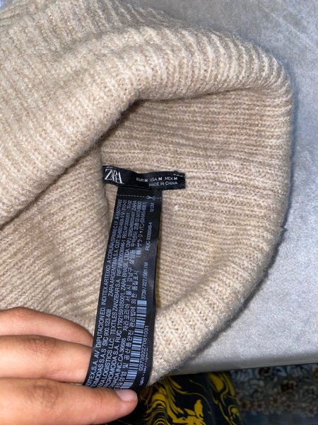 Шапка зимняя от Zara