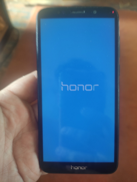Прода телефон HONOR 7