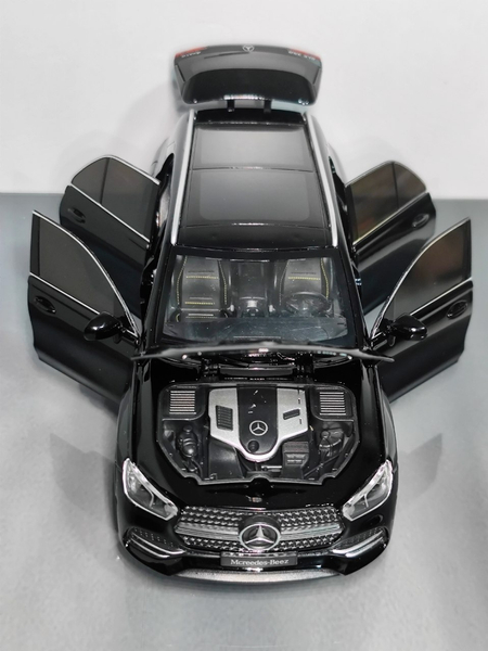 Mercedes Benz GLS 350 металлическая машинка масштабная модель - Достав