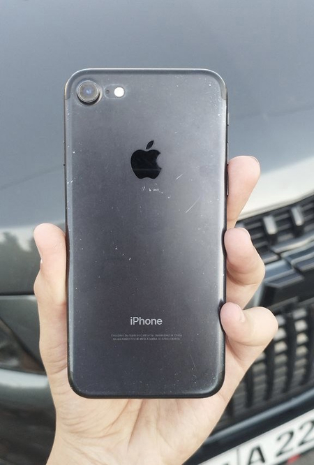 iPhone 7 ideal.