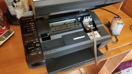 Принтер 3в1 epson sx420w почти как новый