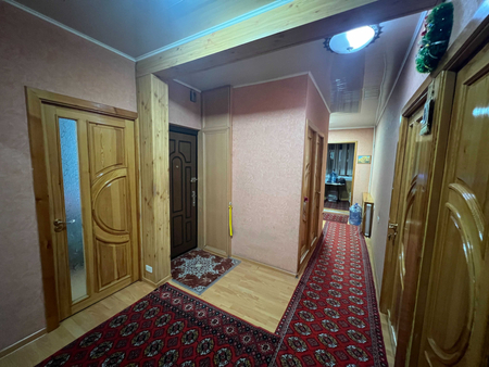 СРОЧНО Продаётся 4-х комнатная своя квартира на Юнусабад 15 кв!
