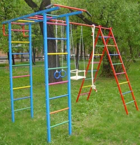 Детские атракционы и качели