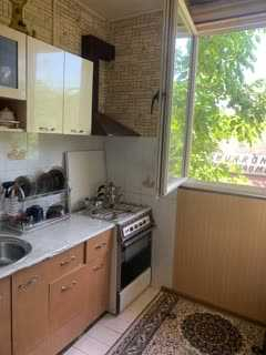 М Улугбек массив Феруза 2 ком . DD 158043