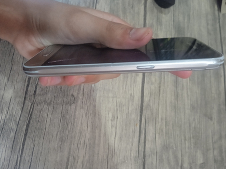 Samsung galaxy J1